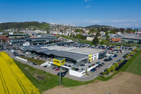 Über die Traditionsfirma - Auto Welt von Rotz